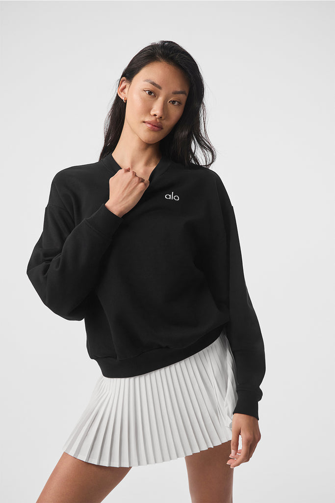 Accolade Crew Neck Pullover - Black | Alo Yoga