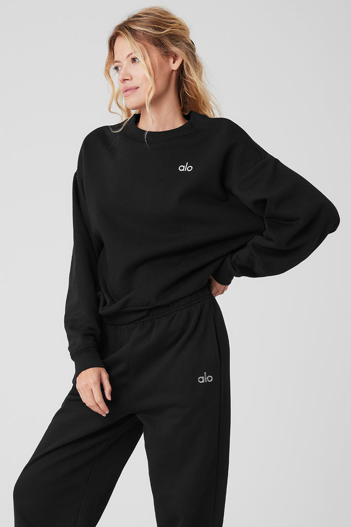 Accolade Crew Neck Pullover - Black | Alo Yoga