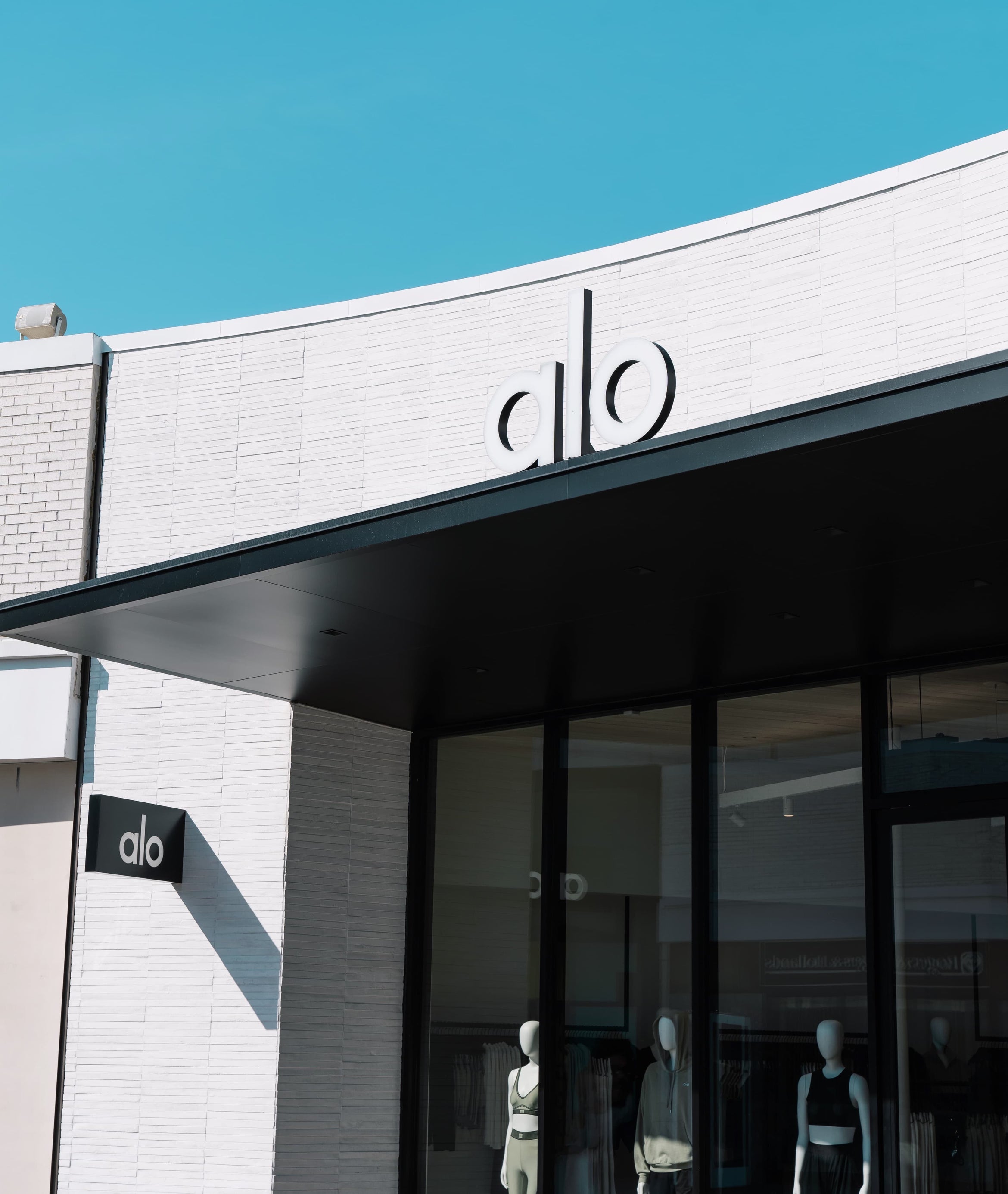 Hello Skokie! ALO Old Orchard Is Now Open | ALO