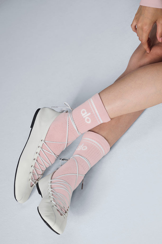 Unisex Half-Crew Throwback Sock - Ballet Pink/White | ALO