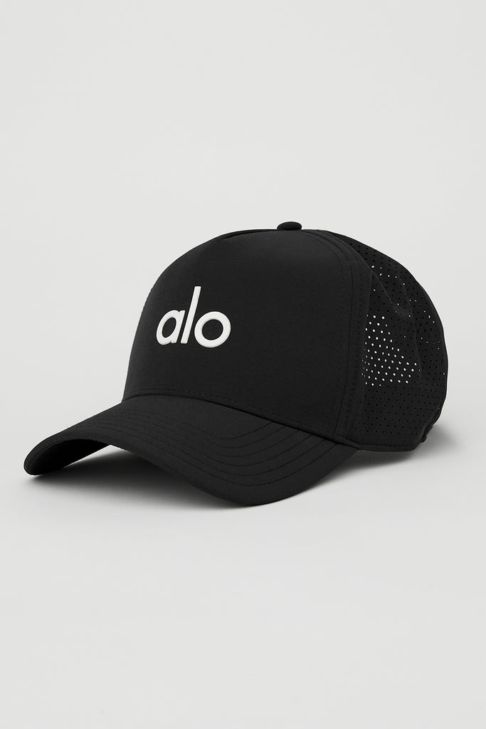 Performance District Trucker Hat - Black/White | Alo Yoga