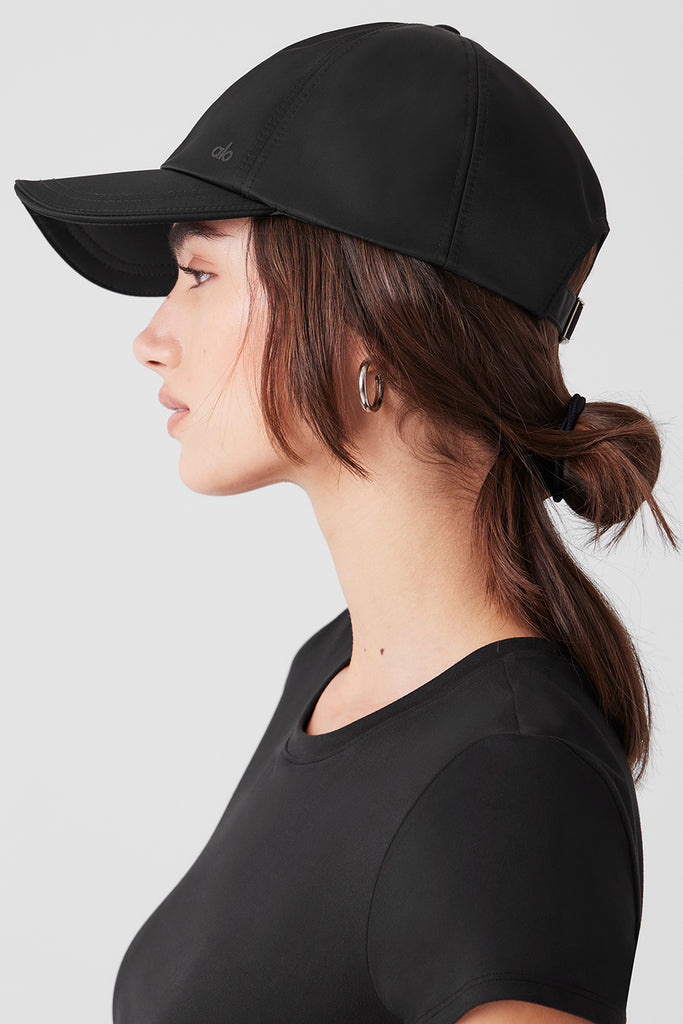 Satin Off-Duty Cap - Black | Alo Yoga