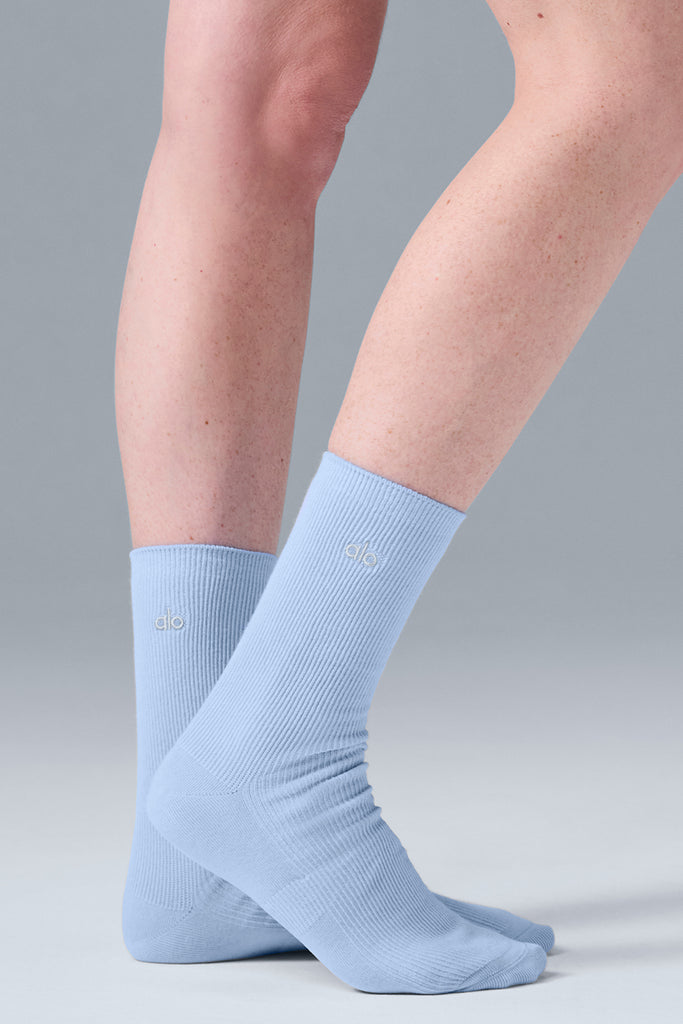 Unisex Half-Crew Understated Sock - Seashell Blue | Alo Yoga