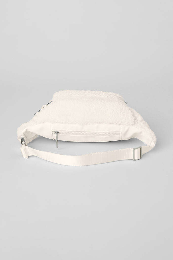 Sherpa Explorer Fanny Pack - Ivory | Alo Yoga