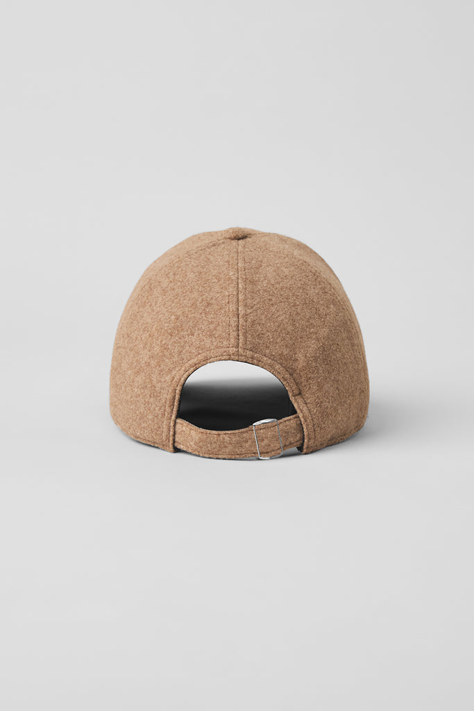 Prestige Off-Duty Cap - Toasted Almond | Alo Yoga