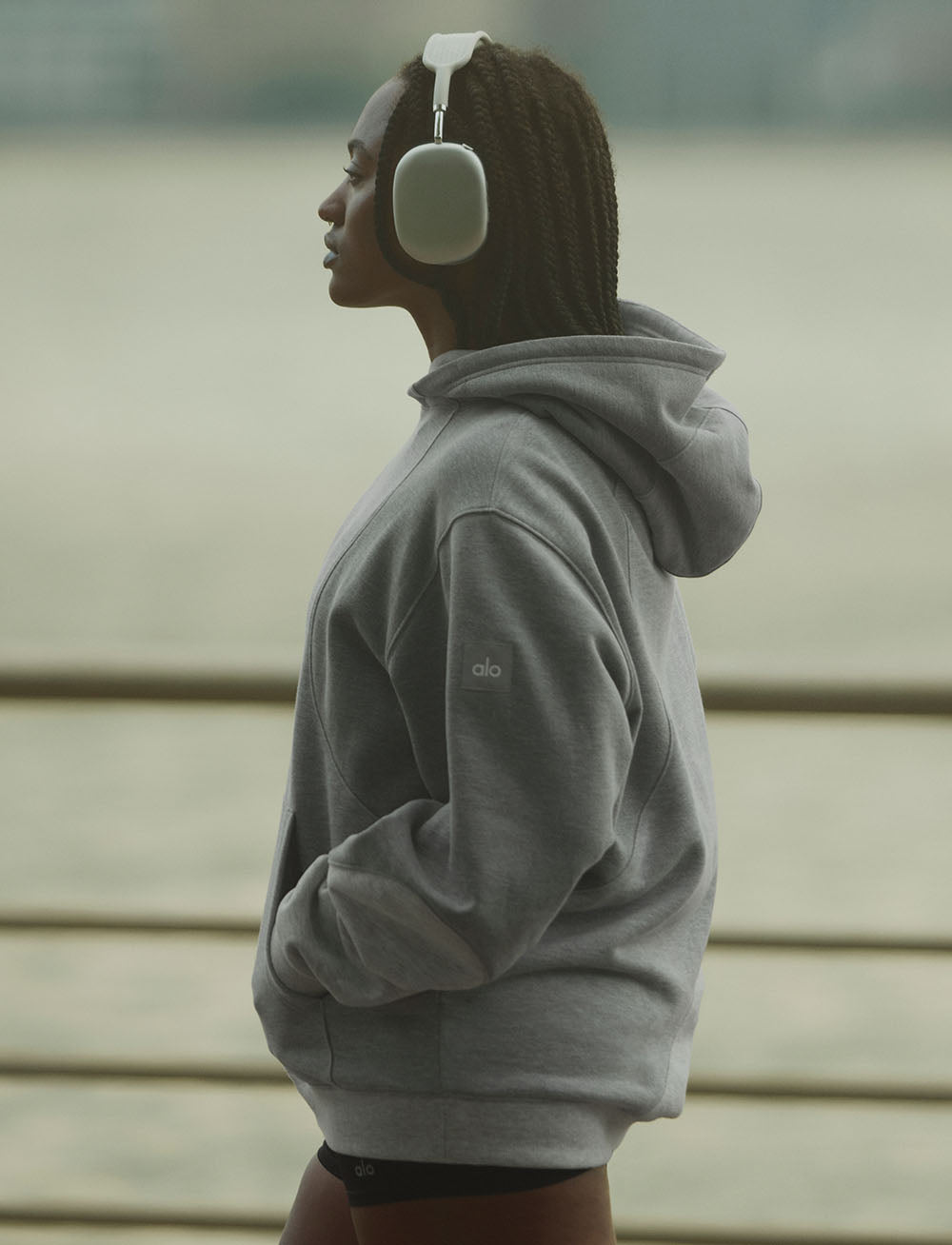 Alo Yoga | Yoga leggings, clothes, and accessories for studio to street