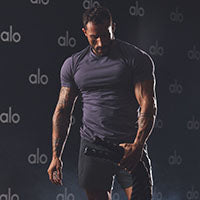 Alo Yoga | Yoga leggings, clothes, and accessories for studio to street