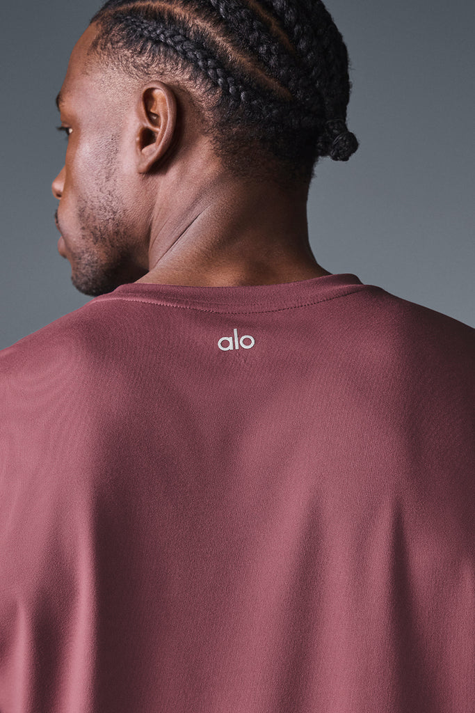 Conquer Reform Crewneck Short Sleeve - Burgundy Truffle | ALO