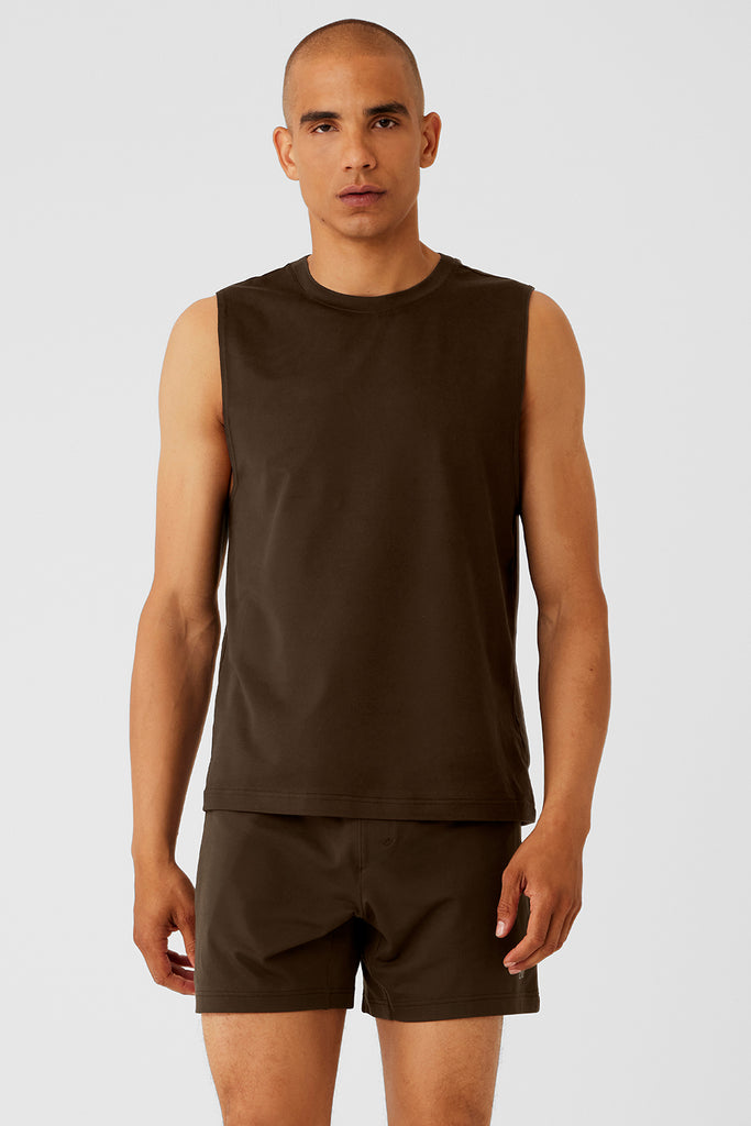 Conquer Muscle Tank - Espresso | Alo Yoga