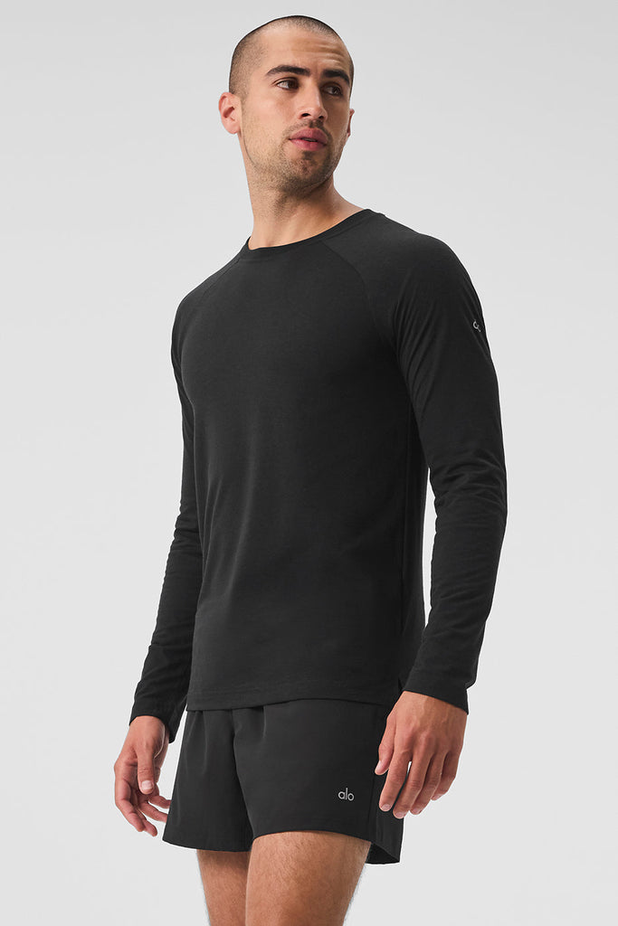 Triumph Long Sleeve Tee - Black | Alo Yoga