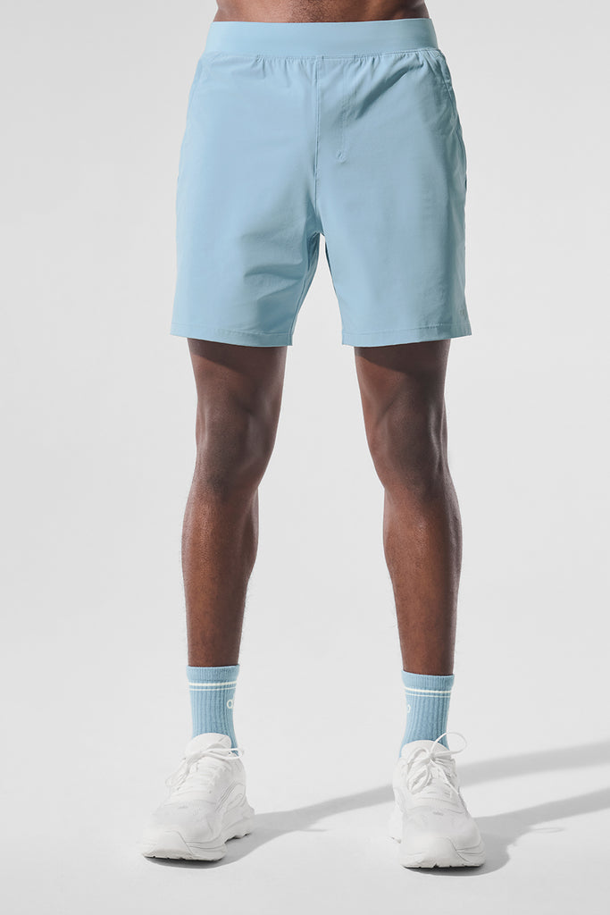 7" Repetition Short - Celestial Blue | Alo Yoga