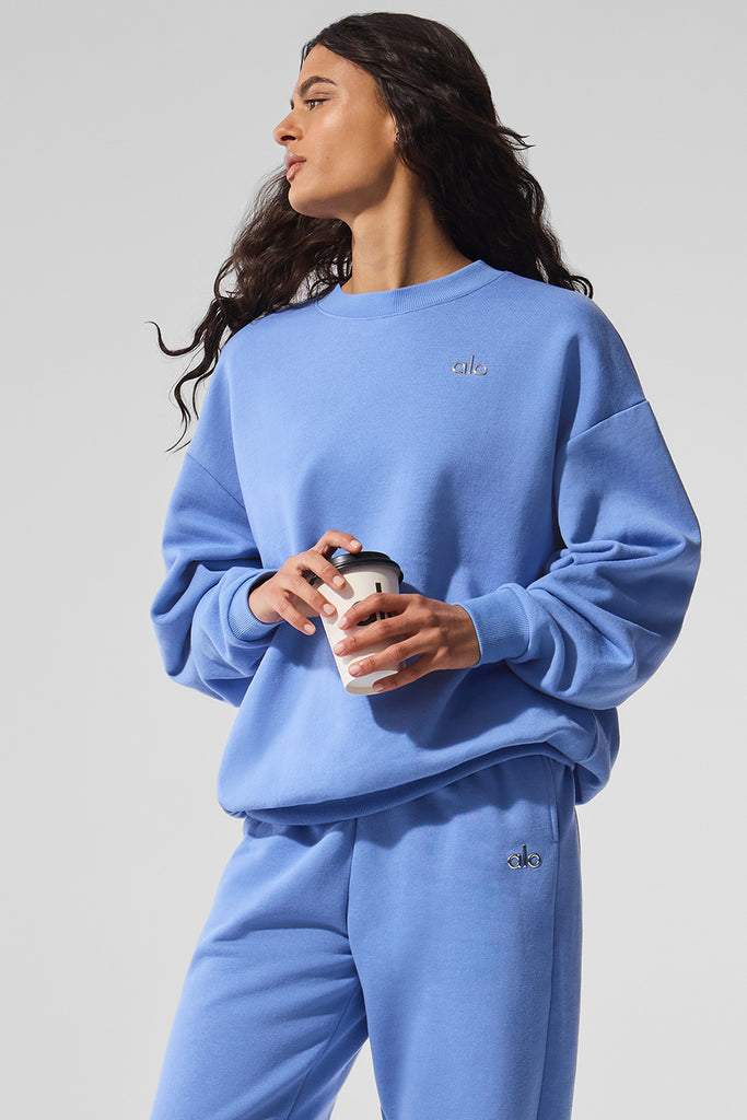 Accolade Crew Neck Pullover - Crystal Clear Blue | Alo Yoga