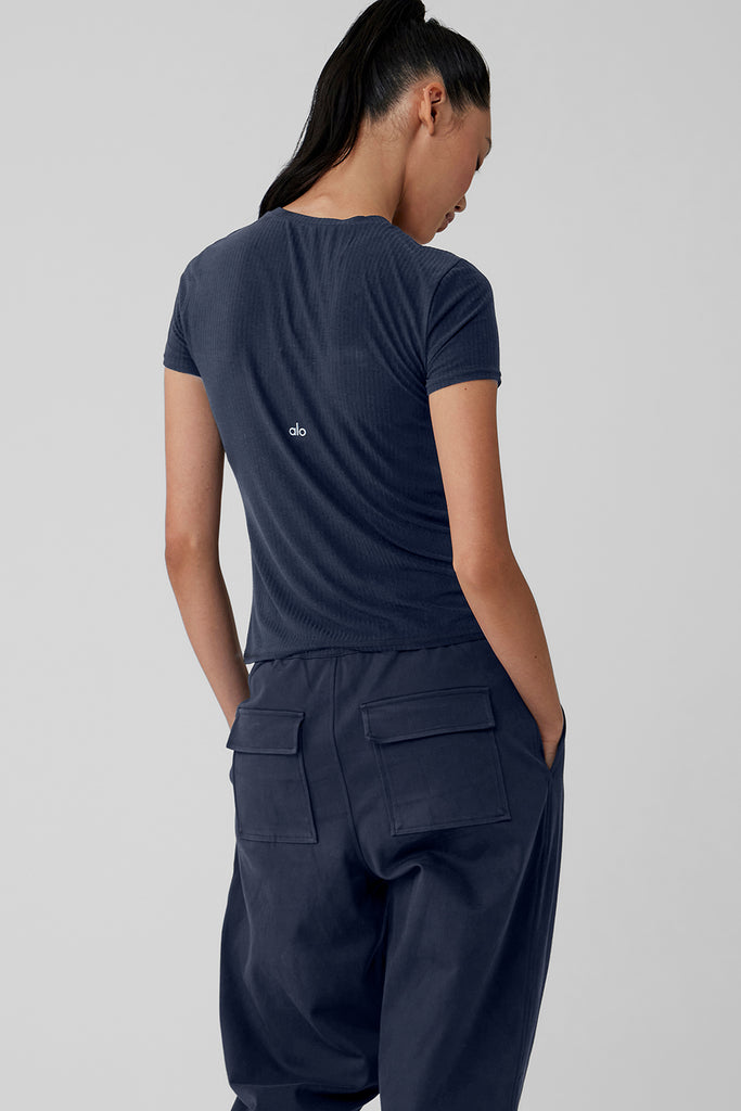 Ribbed Sea Coast Tee - Navy | Alo Yoga