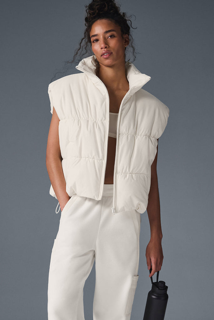 Incline Puffer Vest - Ivory | Alo Yoga