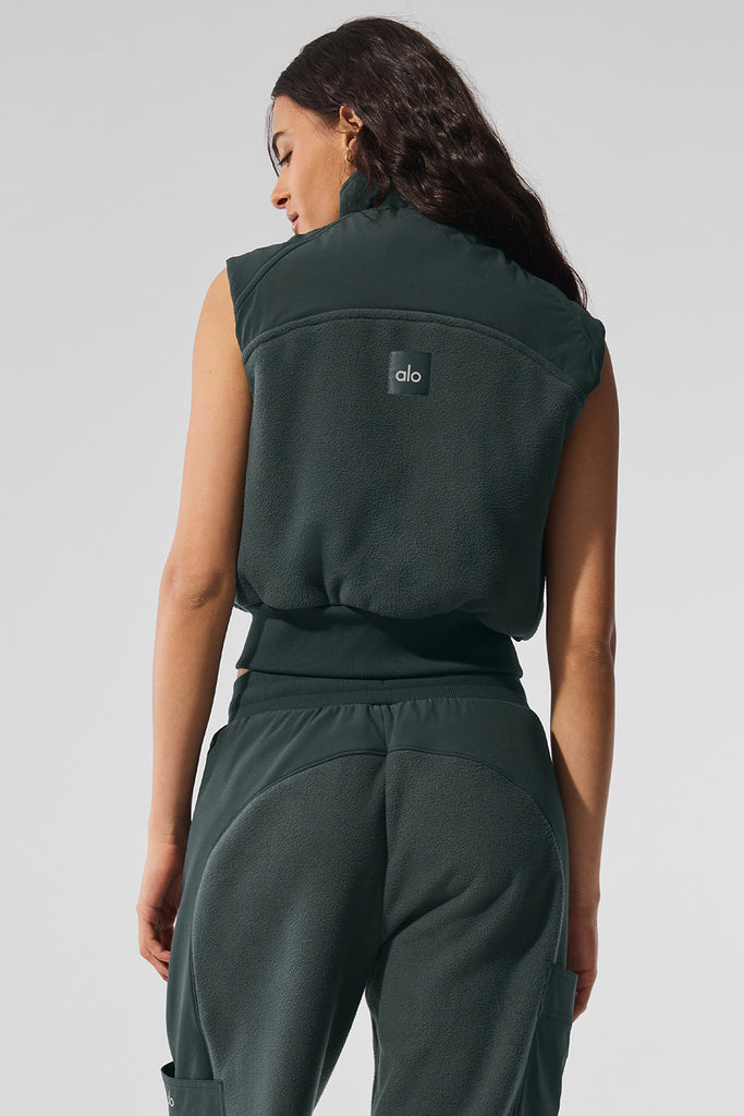 Polar Fleece Wintry Mix Vest - Charcoal Green | Alo Yoga
