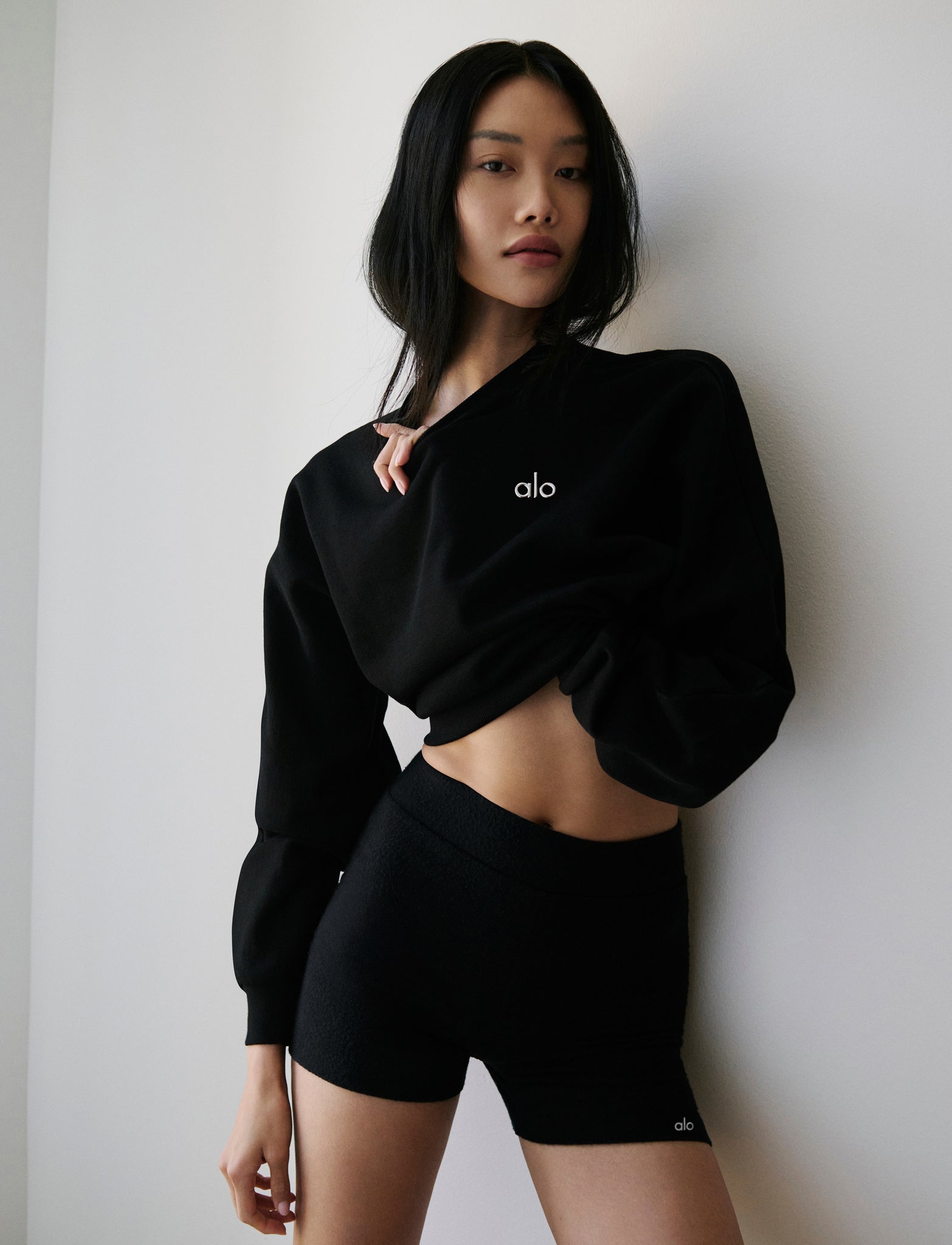 Alo Yoga | Yoga leggings, clothes, and accessories for studio to street