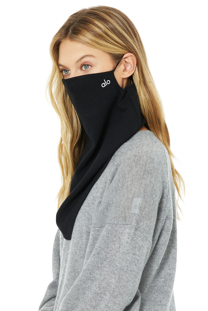 City Scarf Mask - Black | Alo Yoga